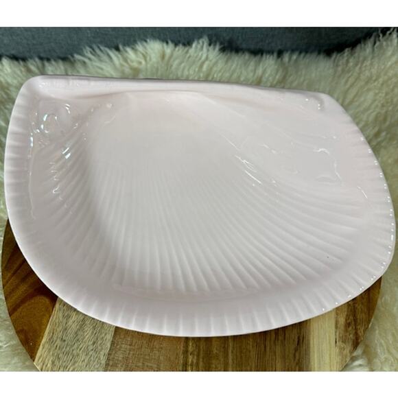 Wedgwood | Dining | Rare Vintage Wedgewood Bone China Pink Seashell ...
